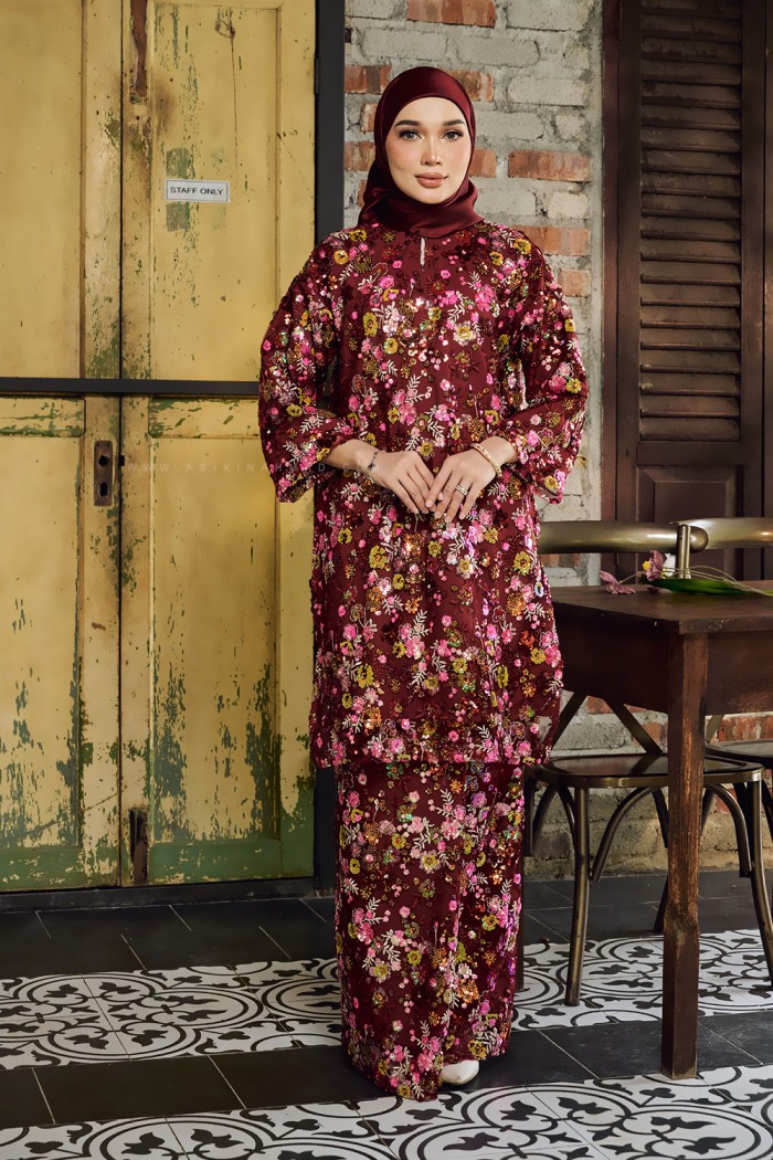 Asikinahmad | Baju Kurung | Batik Kurung | Kebarung | Sedondon Lebaran | BUNGA SERUNI KURUNG IN ...